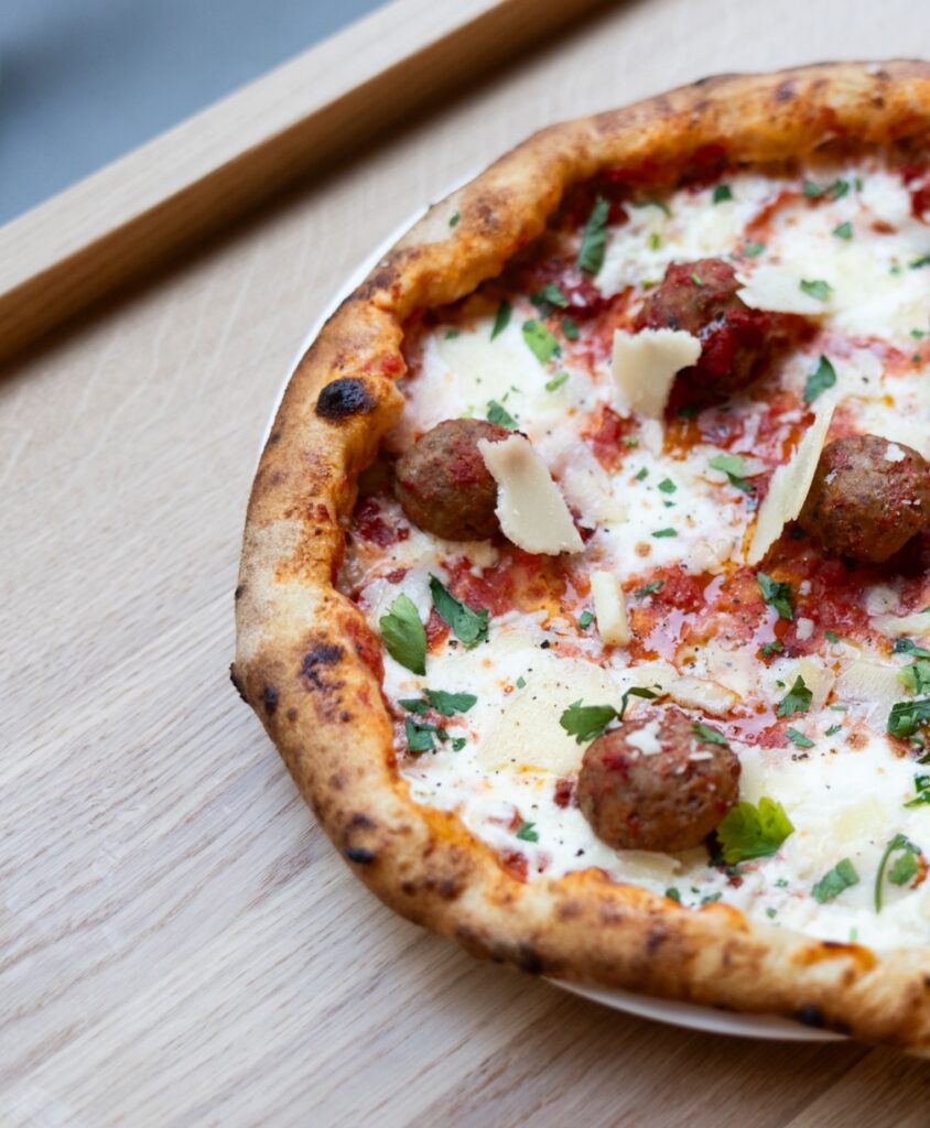 LA BESTIA – PIZZA E APERITIVO - LA BESTIA